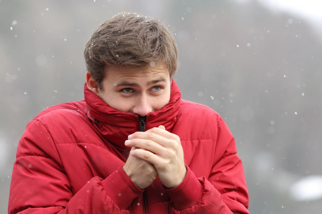 Infographic: 5 tips to stay safe in the cold | health enews